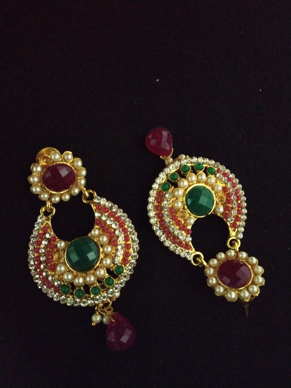 La Trendz Glamorous Gold Plated Pota Ruby Drop Earring for Women